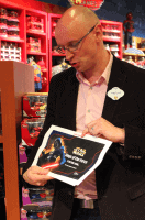 Exclusive "Star Wars" products unveiled for Disney Store including ...