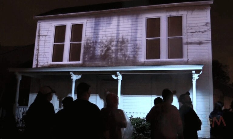 Inside the "Halloween" haunted house as Michael Myers comes home to ...