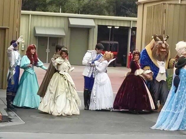 PHOTOS: Disney Princesses get some exercise, walking the Walt Disney ...