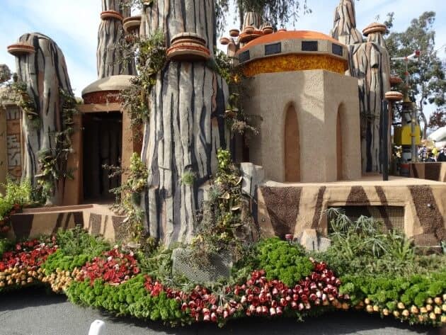 PHOTOS: Up close with the completed Disneyland Resort 2016 Rose Parade ...