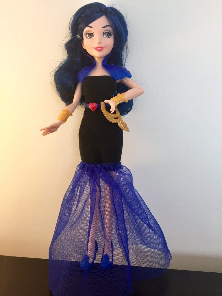 PREVIEW: Disney's "Descendants 2" dolls from Hasbro capture the fashion ...