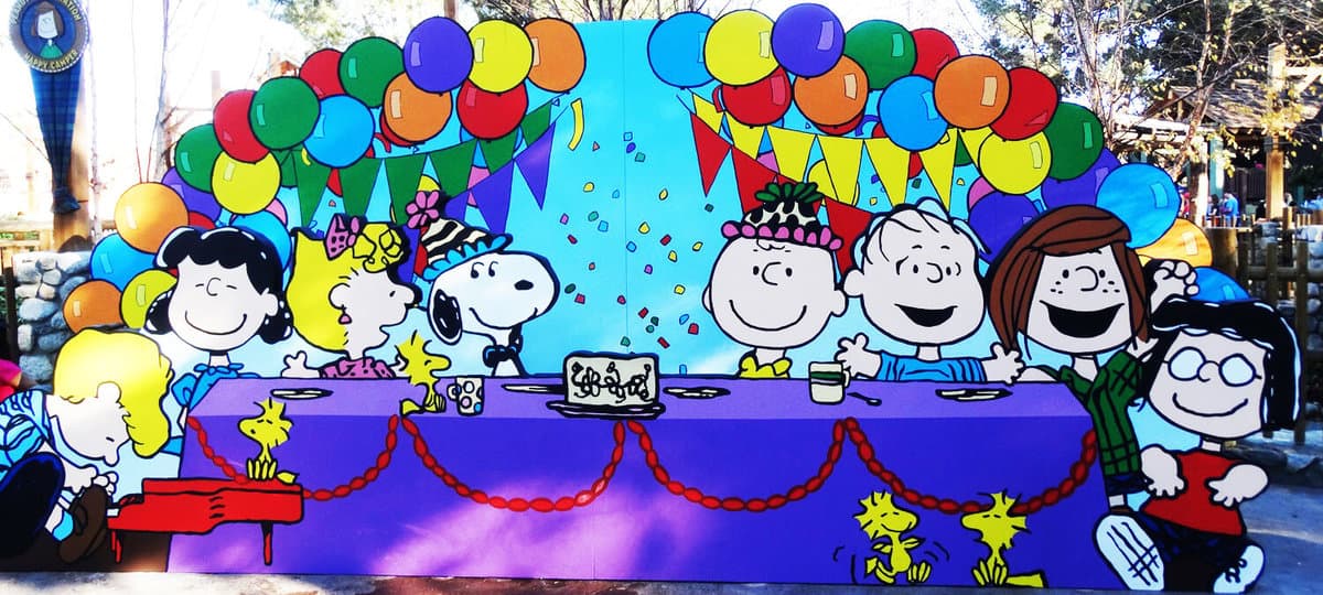 VIDEO: Knott's Peanuts Celebration gives Snoopy, Charlie Brown and ...
