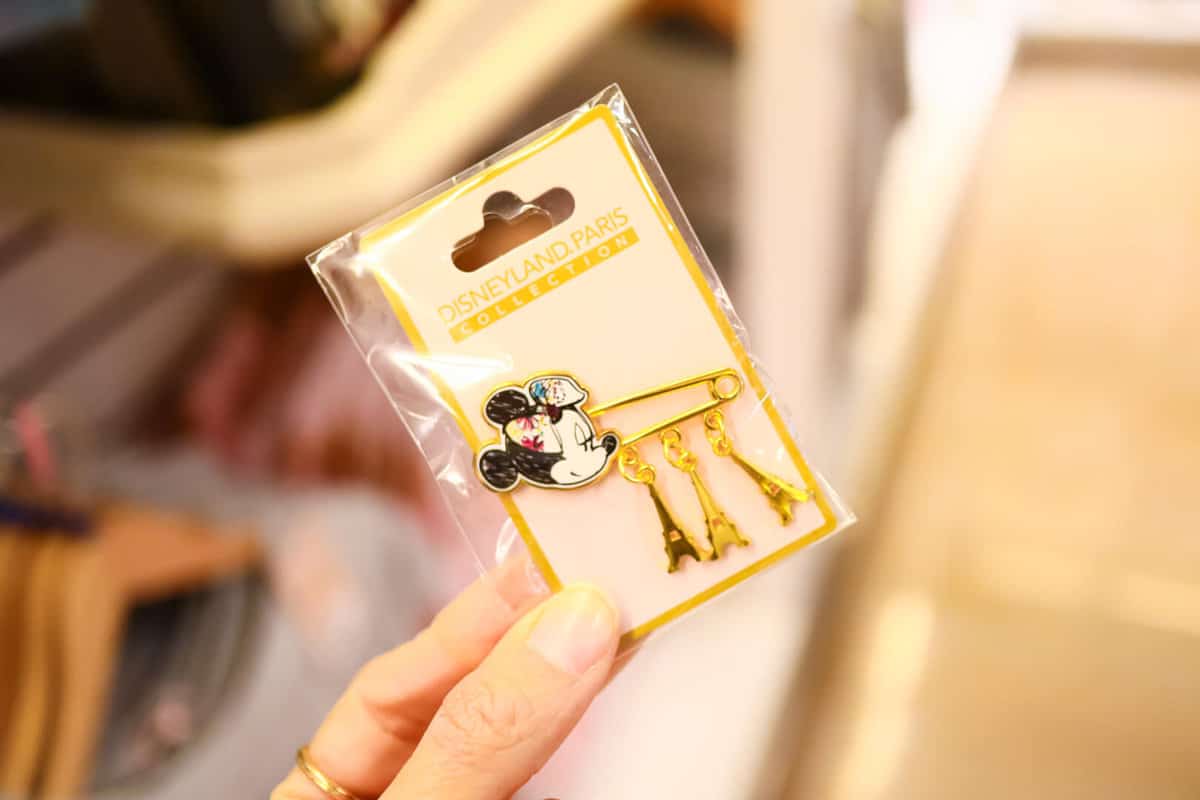 Disney Fashion store offers stylish and fashionable merchandise at ...