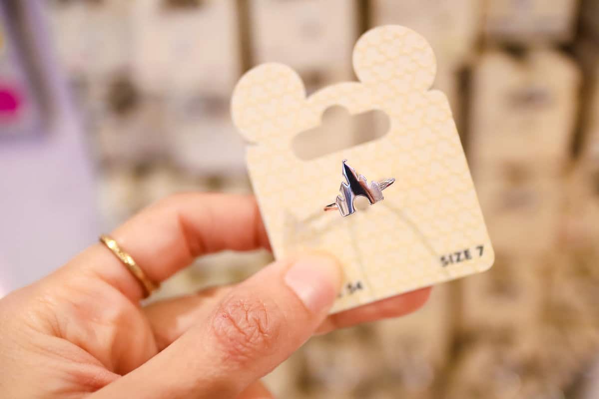 Disney Fashion store offers stylish and fashionable merchandise at ...