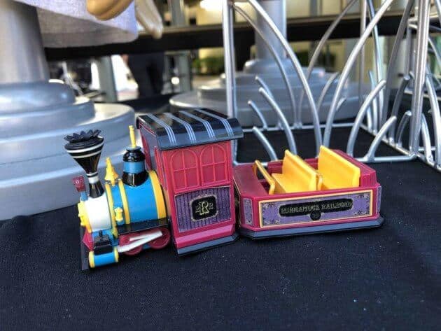 We Lost Our Train of Thought Over the New Mickey and Minnie's Runaway ...
