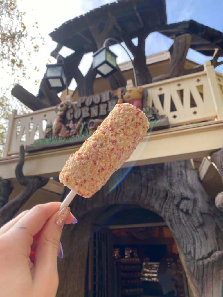 Strawberry Shortcake Marshmallow Wand Is A Must Try On Your Next Disney ...