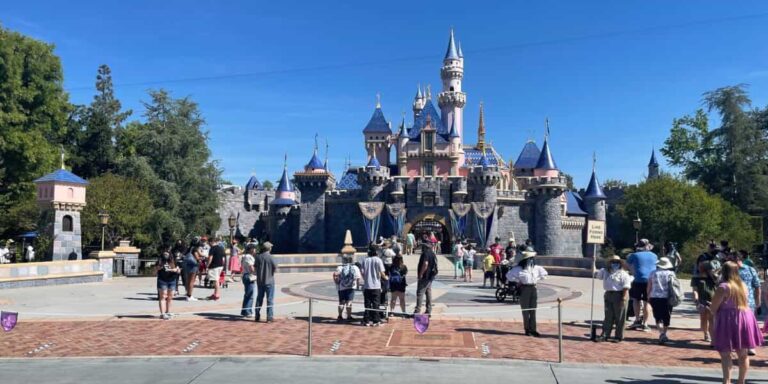 Disneyland Places New Restrictions on Park Entry for All Hotel Guests