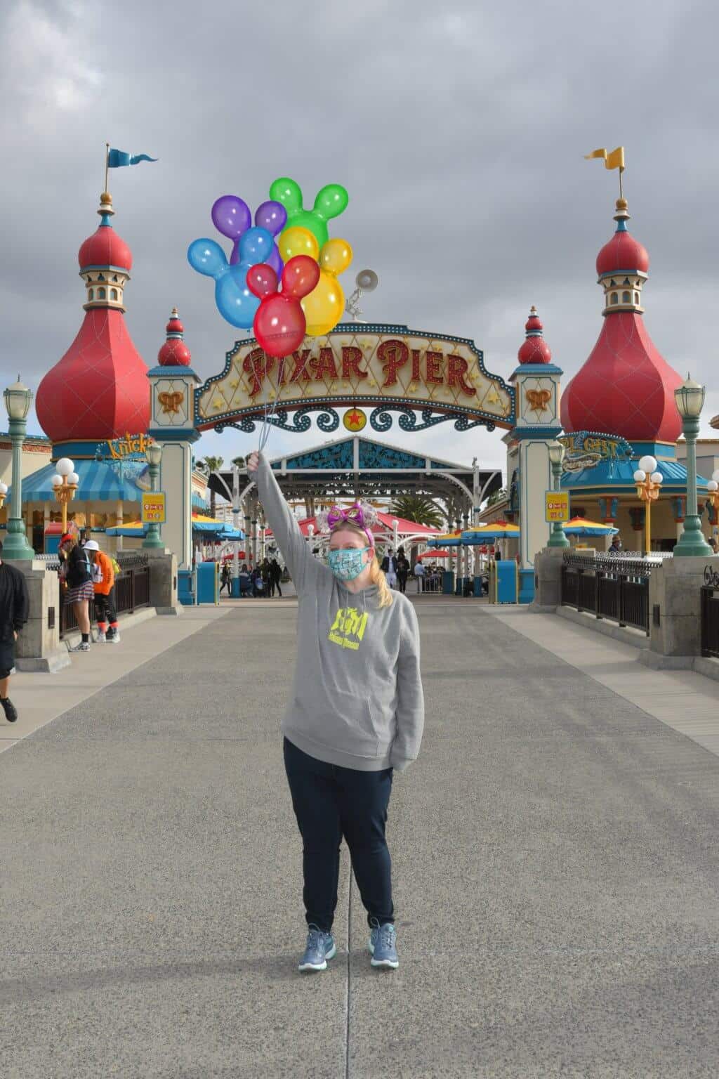 Disneyland Encourages Touchless Experience For Guests