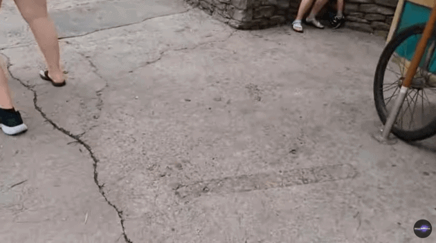 Social Distancing No Longer Enforced In Parts of Select Disney Queue Line