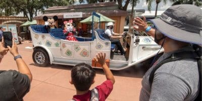 Create Magical Memories With Disney World Character Greetings - Inside ...