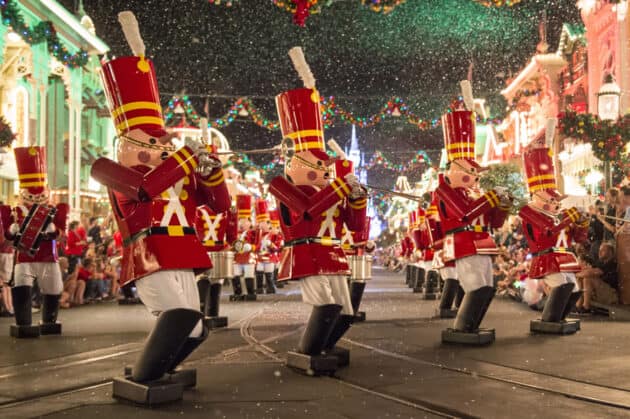 Disney Announces Line-Up of Disney Parks Magical Christmas Day Parade