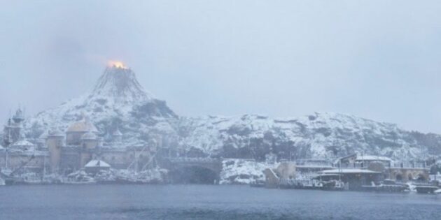 Snowfall Takes Over Disney Park Skyline With Jaw-Dropping Views
