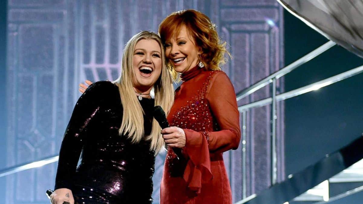 Legendary Reba McEntire Gives Surprise Performance at Son's Disney Wedding