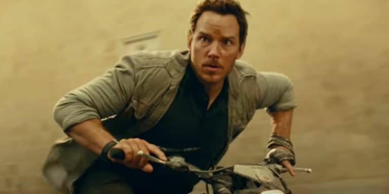 Brand-New 'Jurassic World' Trailer Takes the Franchise Underwater