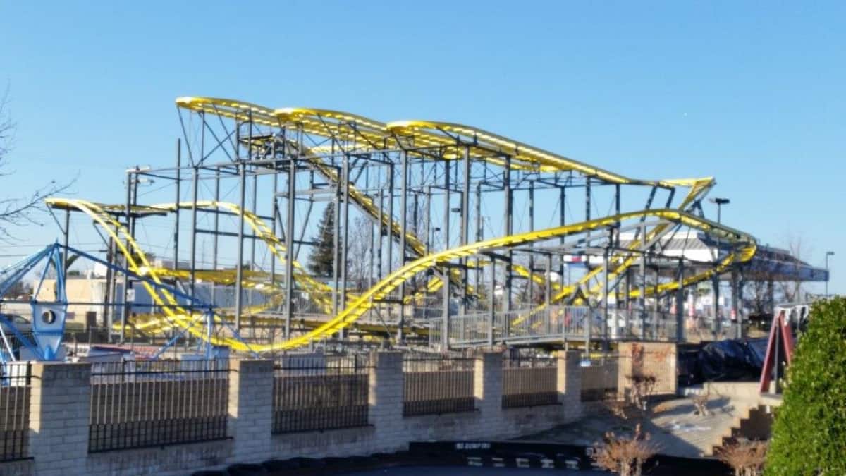 Four Teenagers Stranded After Roller Coaster Malfunctions