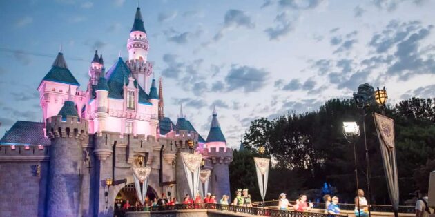 runDisney Releases 2026-2027 Dates and Disneyland is Left Out