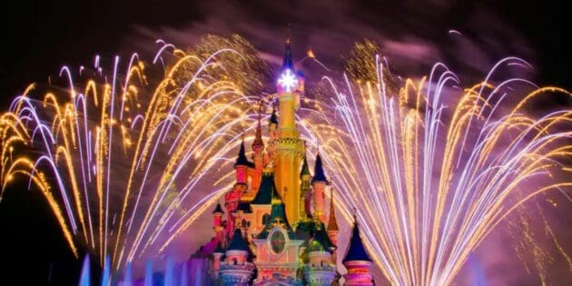 Debut of Nighttime Spectacular Ruined at Disney Park