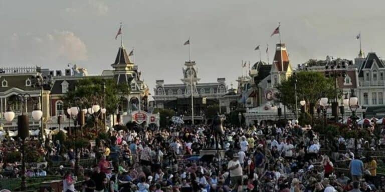 Disney World Confirms Major Changes for Beloved Fantasmic!