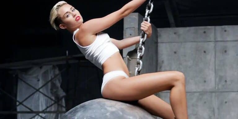 Miley Cyrus Returns To Disney With New Single