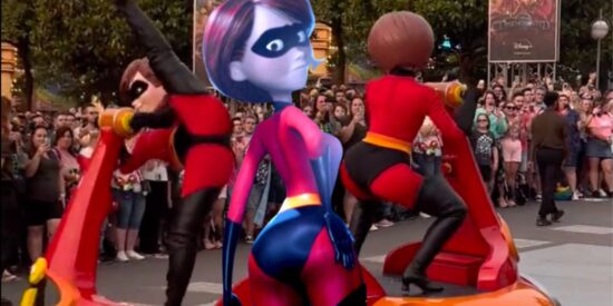 Mrs. Incredible Spreads Legs and Bends Over in Shocking Disney Park Show