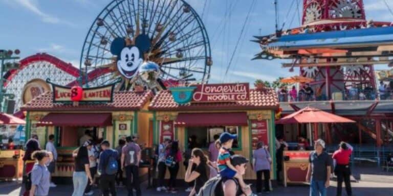 Mickey Mouse Waves Goodbye to a Devastated Crowd as Disney Park Closure ...