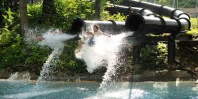 Survivors of America’s Most Dangerous Theme Park Gather To Share Their ...