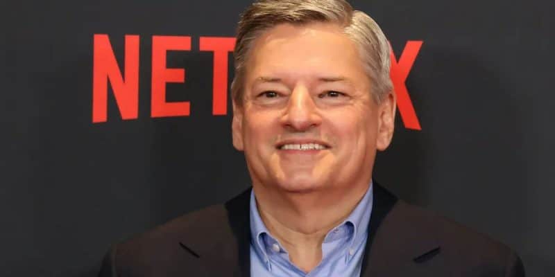 Netflix to Own Disney World? Streaming Service Bids for The ENTIRE Walt ...
