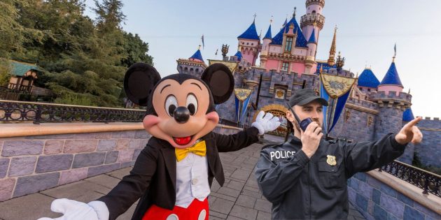 Chaos at the Happiest Place on Earth: How Live Streamers Allegedly ...